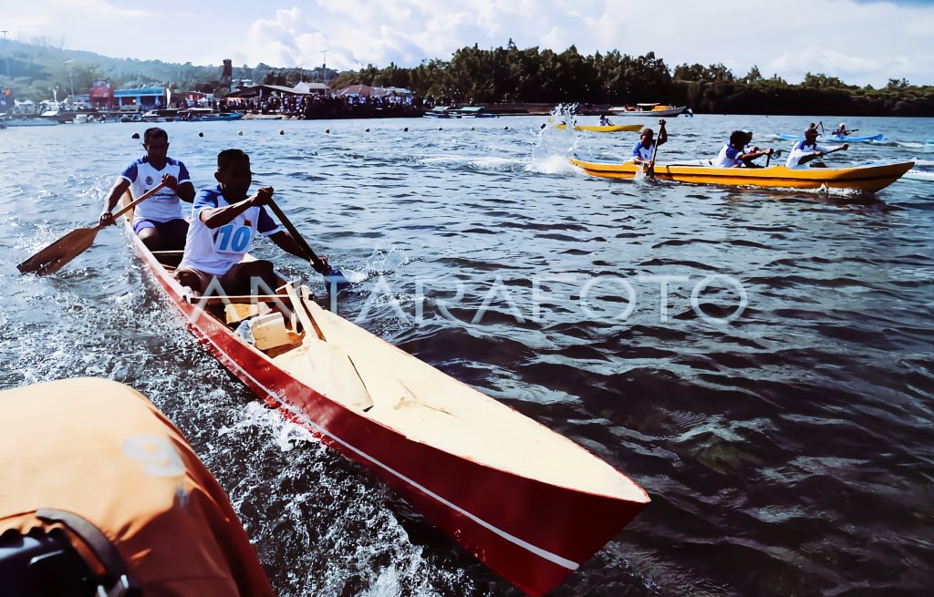FTJ Tahun 2024, BKAD Halbar Menampilkan Lomba Dayung - Opsi.News